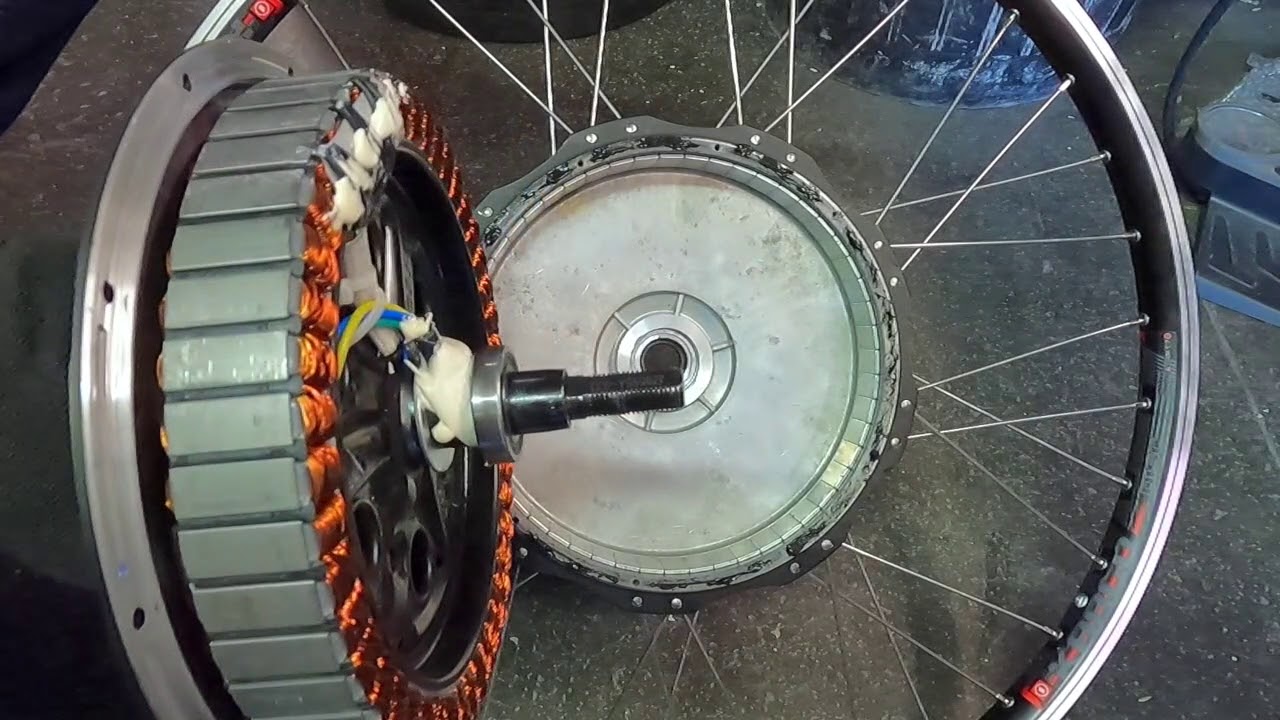 Ouverture et entretien d'un moteur roue direct drive OZO pour vélo électrique. Comment ...
